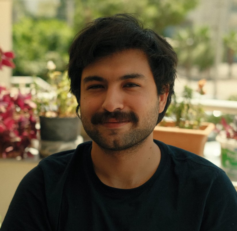 ChangeCapsInRS: A New AI Tool For Determining Environmental Changes